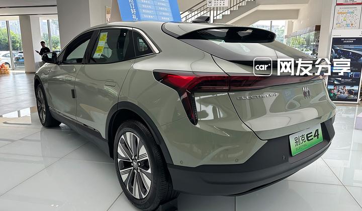 表里不一的均衡选手——别克E4试驾体验 - 知乎