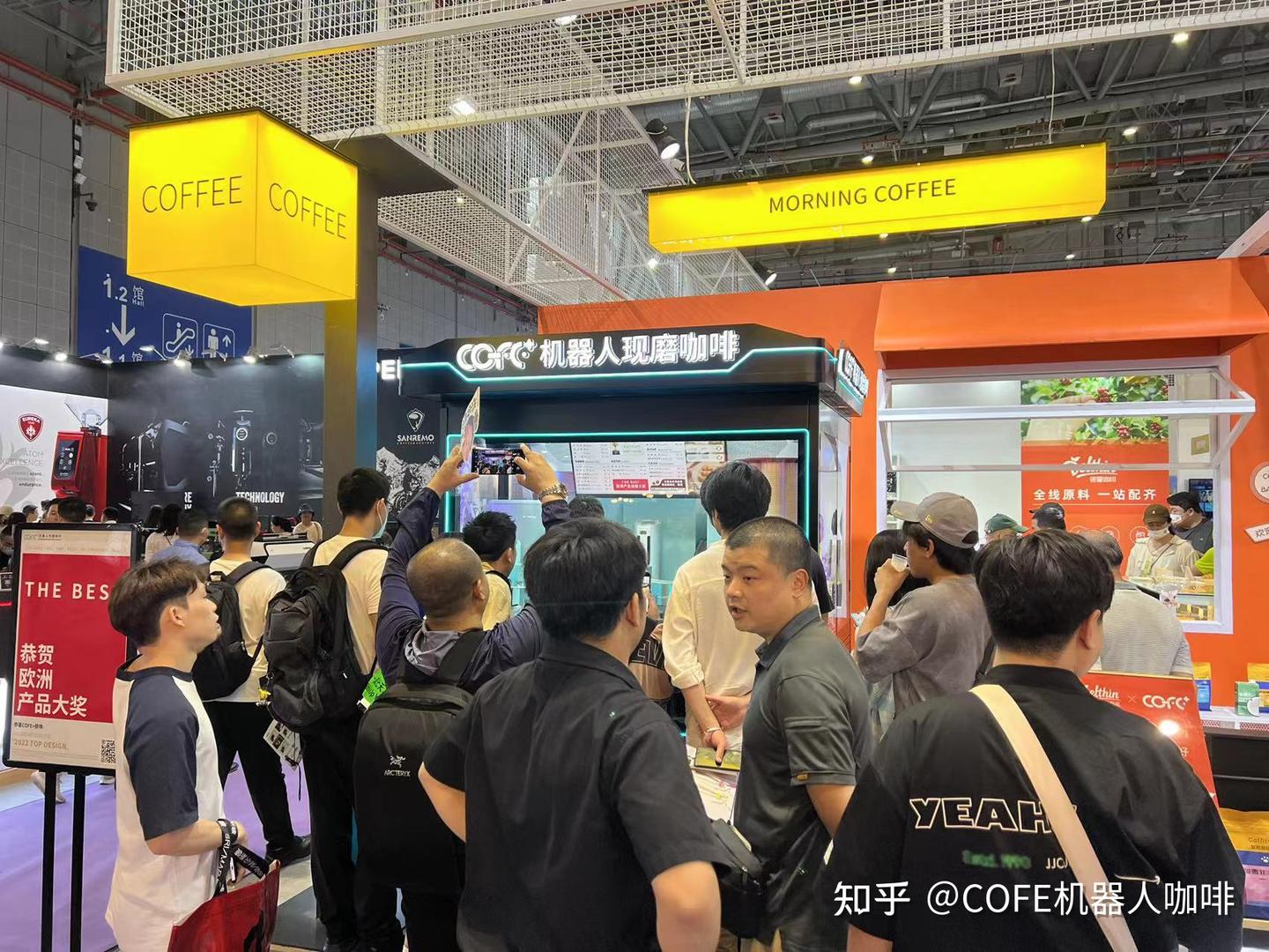 COFE+机器人咖啡 |实体咖啡店的进化-自助贩卖机的颠覆 - 知乎