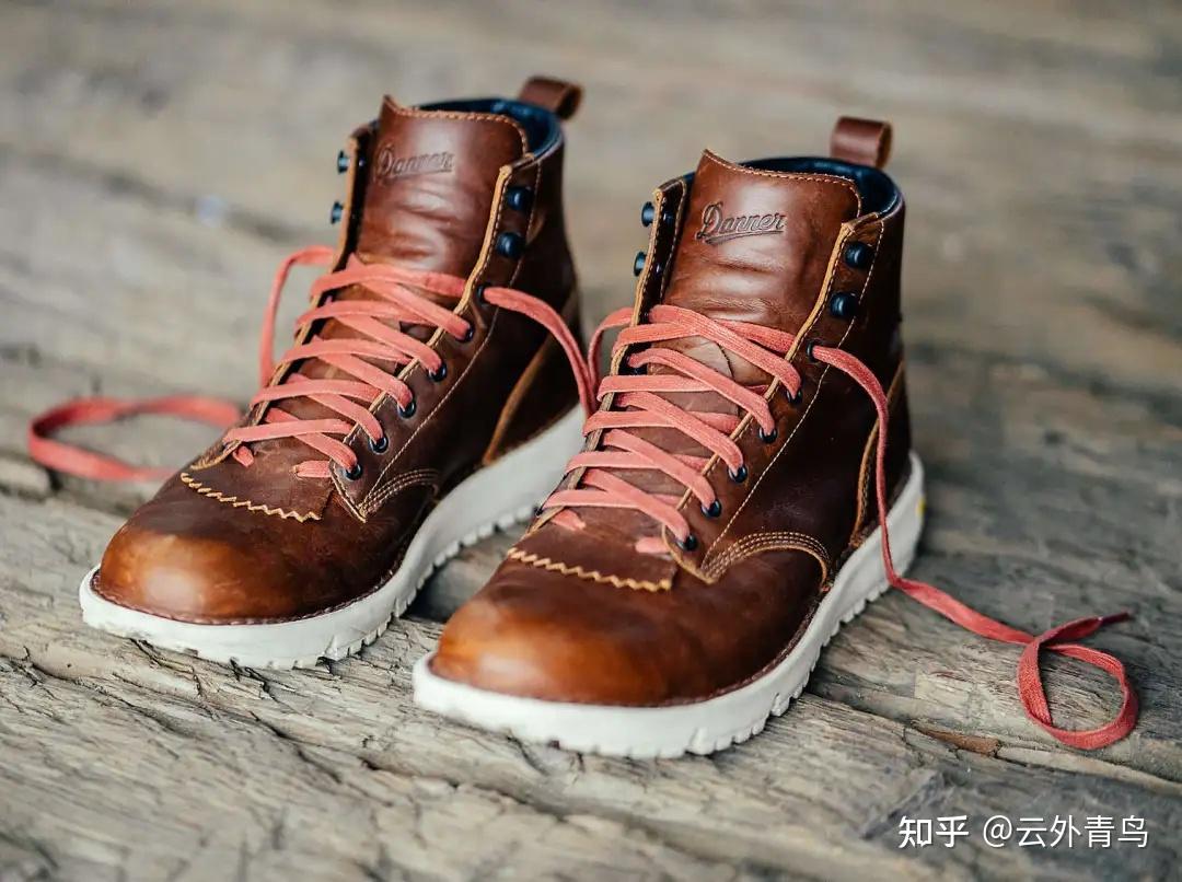 Danner 917系列工装靴，舒适亦可与经典并行，在冬天来临时，成为山系潮流达人 - 知乎