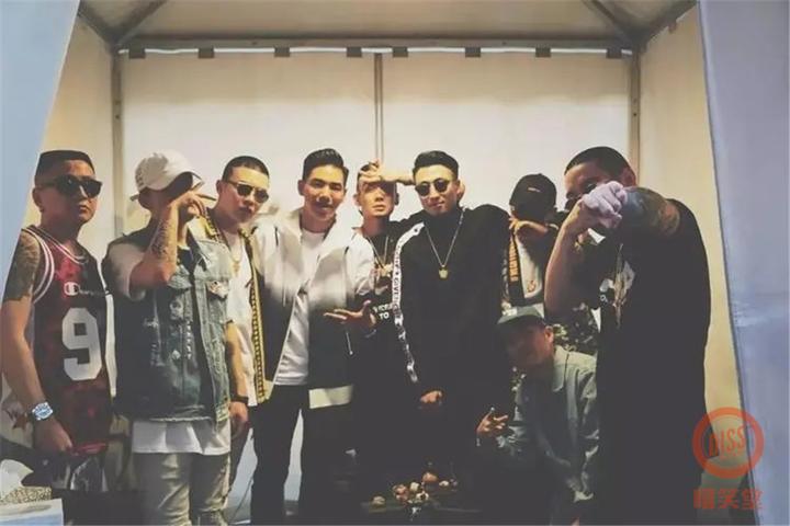 PGOne、贝贝出镜！红花会元老晒出合影！“回不去了” - 知乎