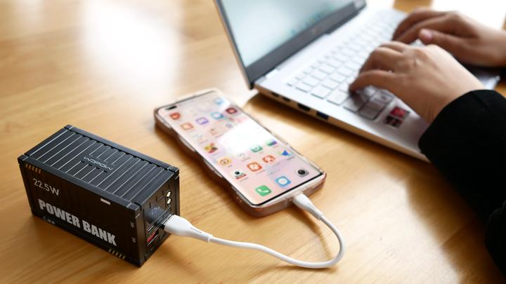 WOPOW沃品充电宝：创意集装箱设计，支持22.5W&PD20W超级快充 - 知乎