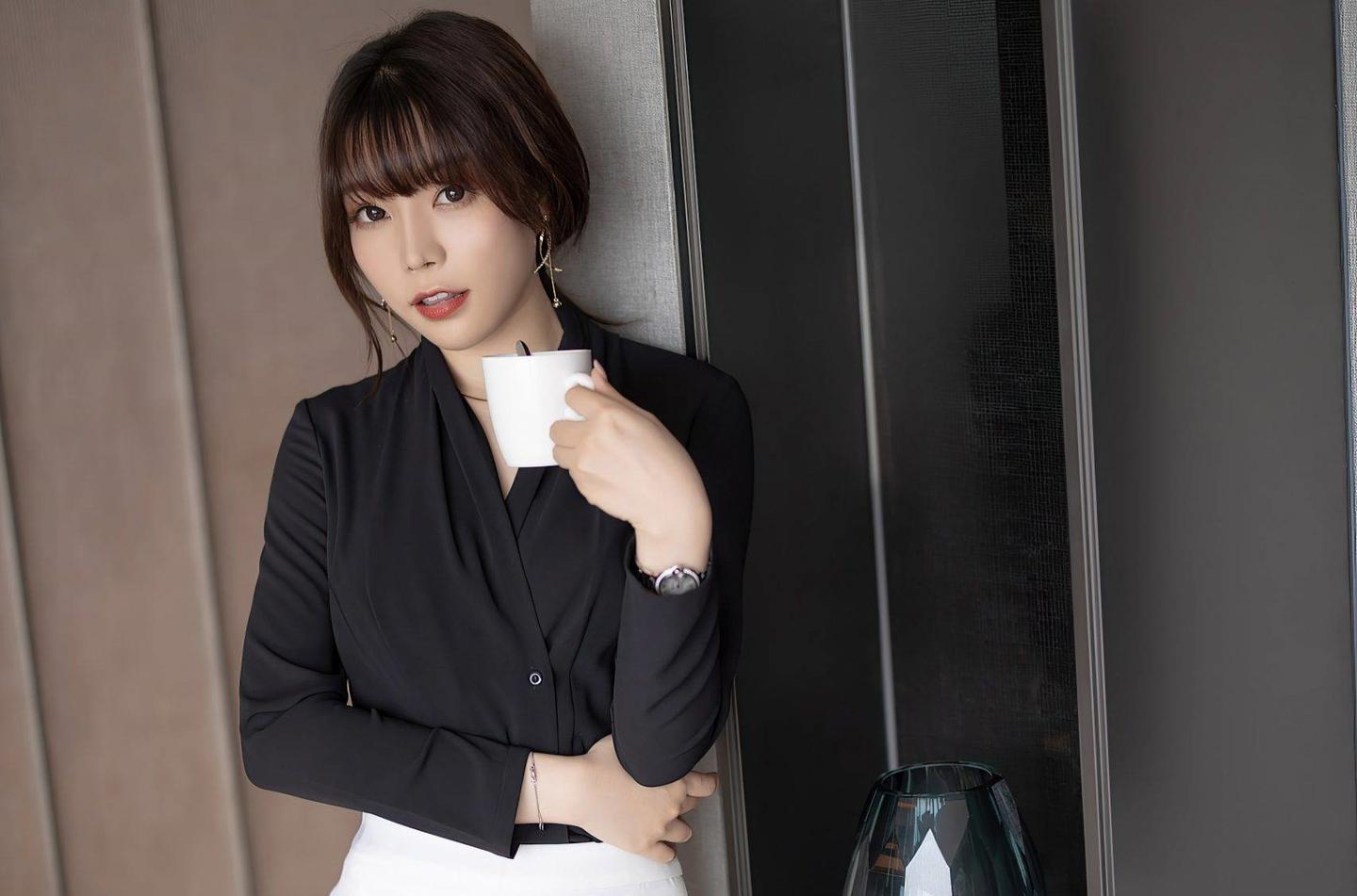 秀人网系列写真套图【3706套+59G】 - 知乎