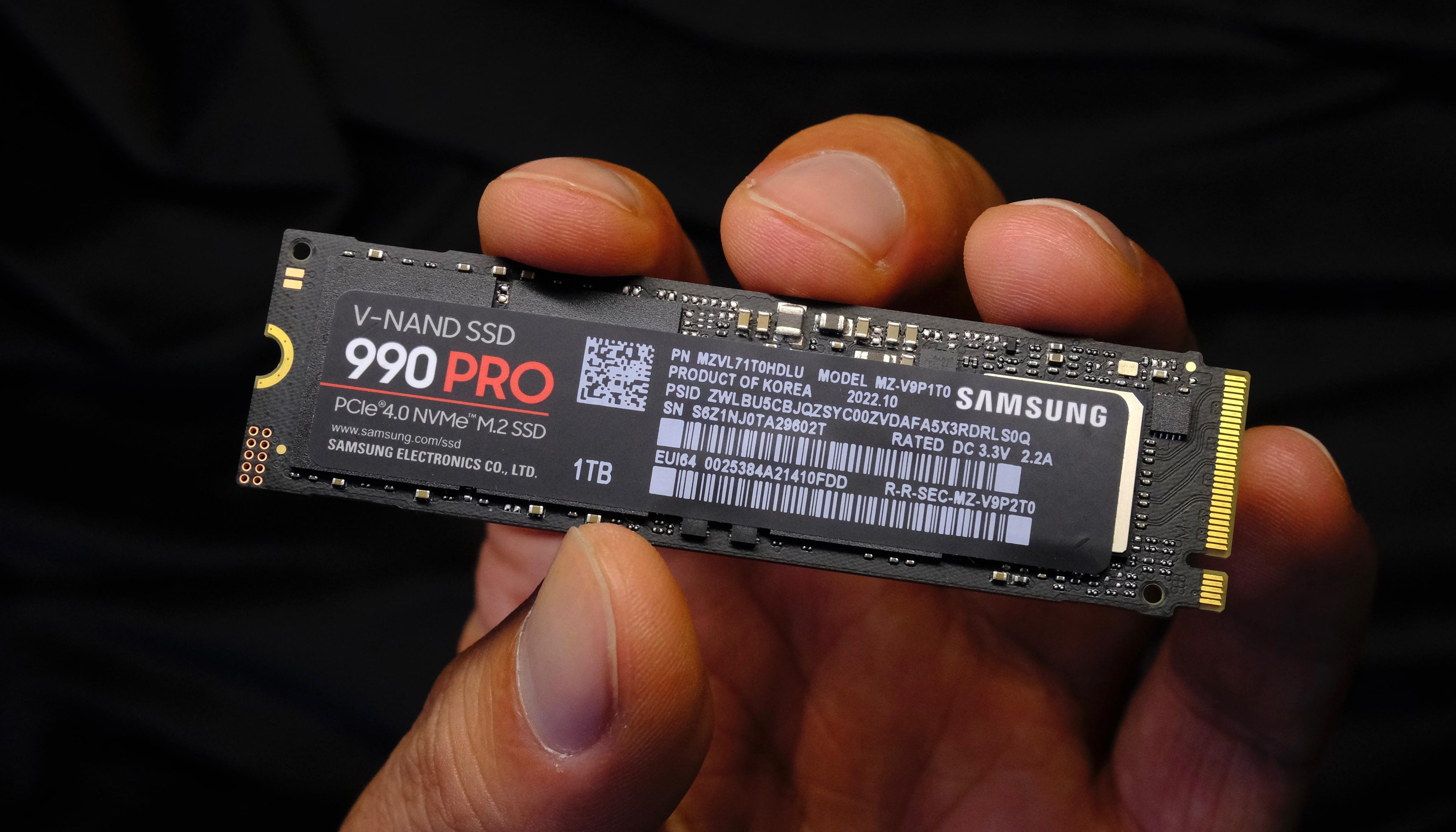练习时长两年半｜三星990Pro 1T固态硬盘个人测评报告，Pcie4.0再登巅峰鸡