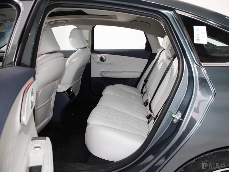 售9.99万起 奇瑞风云A8L上市 1.5T插混/续航超2000km 配10安气囊 - 知乎