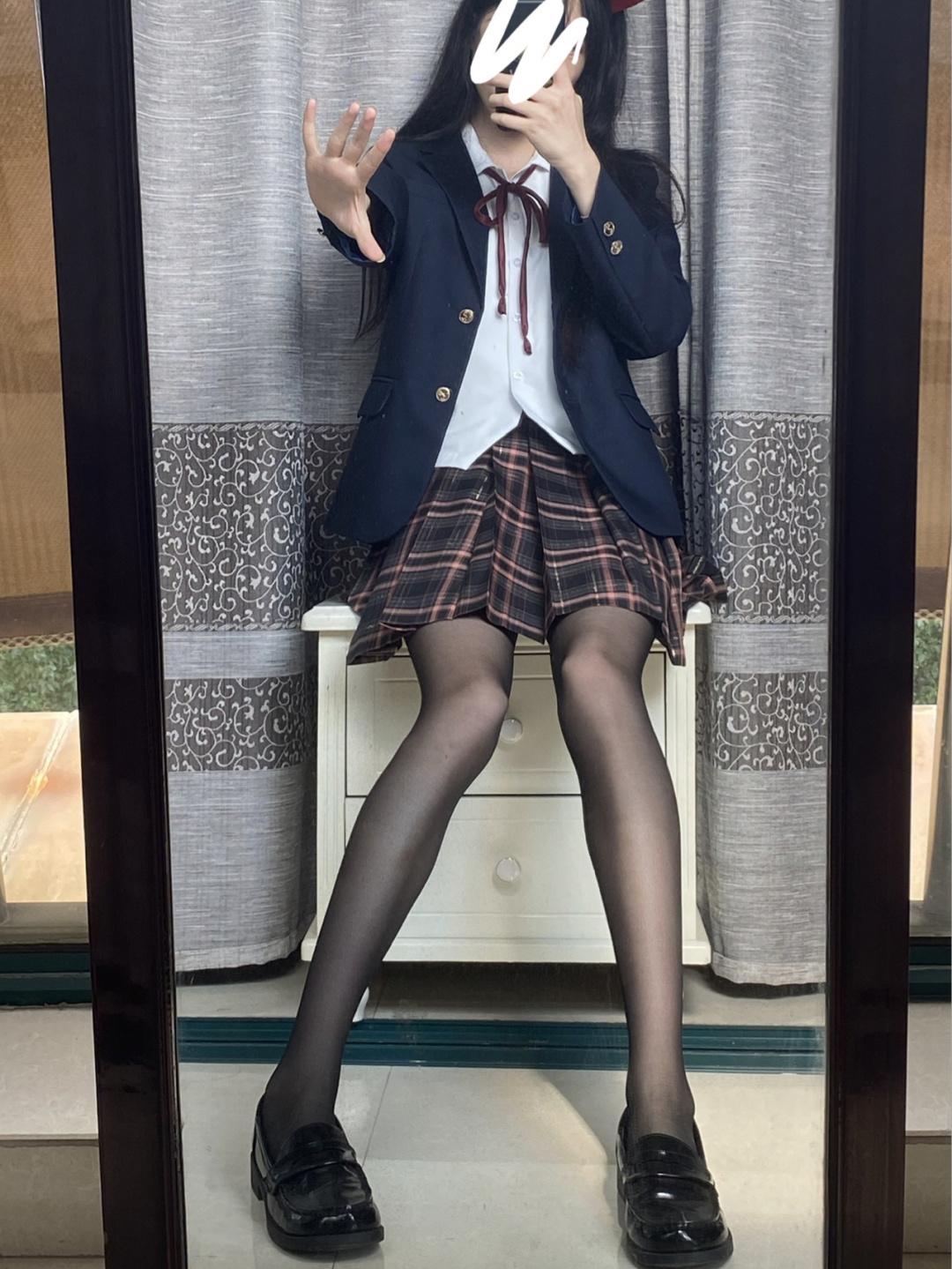 如何JK制服搭配丝袜，简直yyds