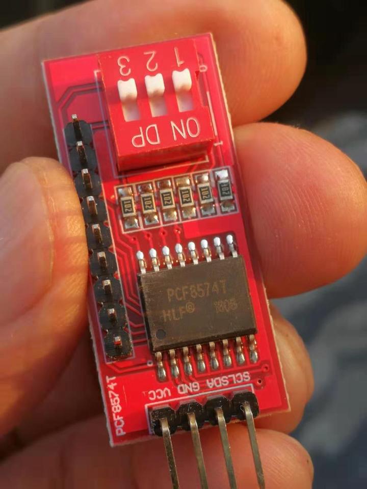 【雕爷学编程】Arduino动手做（134）---PCF8574T扩展模块 - 知乎