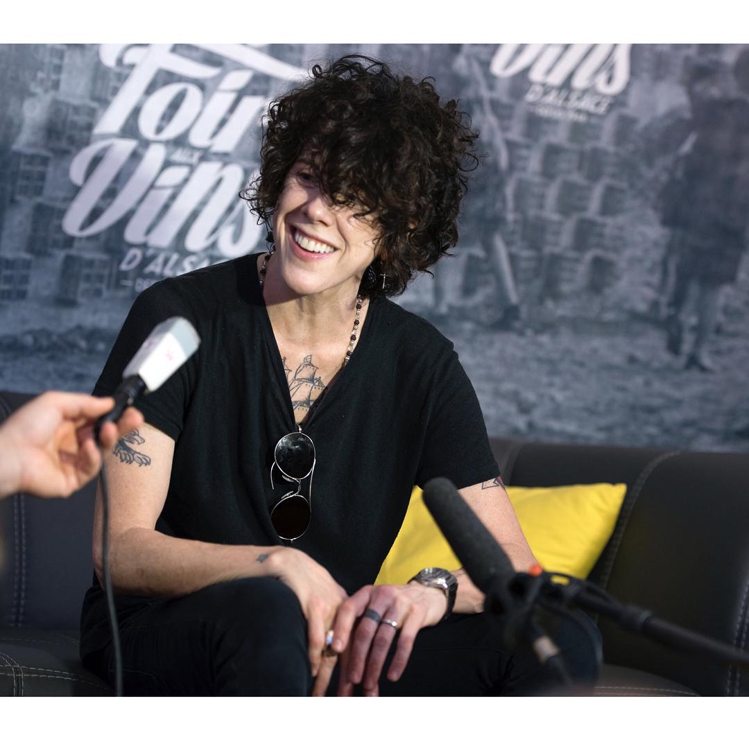 如何评价LP(Laura Pergolizzi)这位歌手？ - 知乎