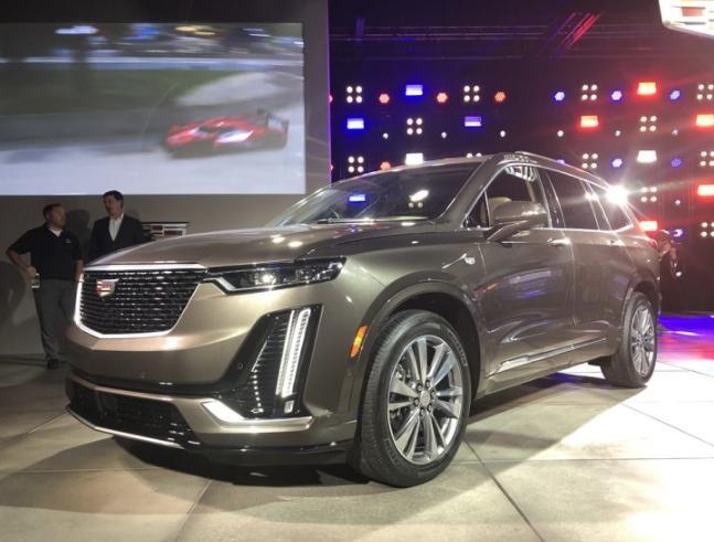 再等等！比途昂还长的豪车，3.6L V6+9AT，国外37万起，国产在即 - 知乎