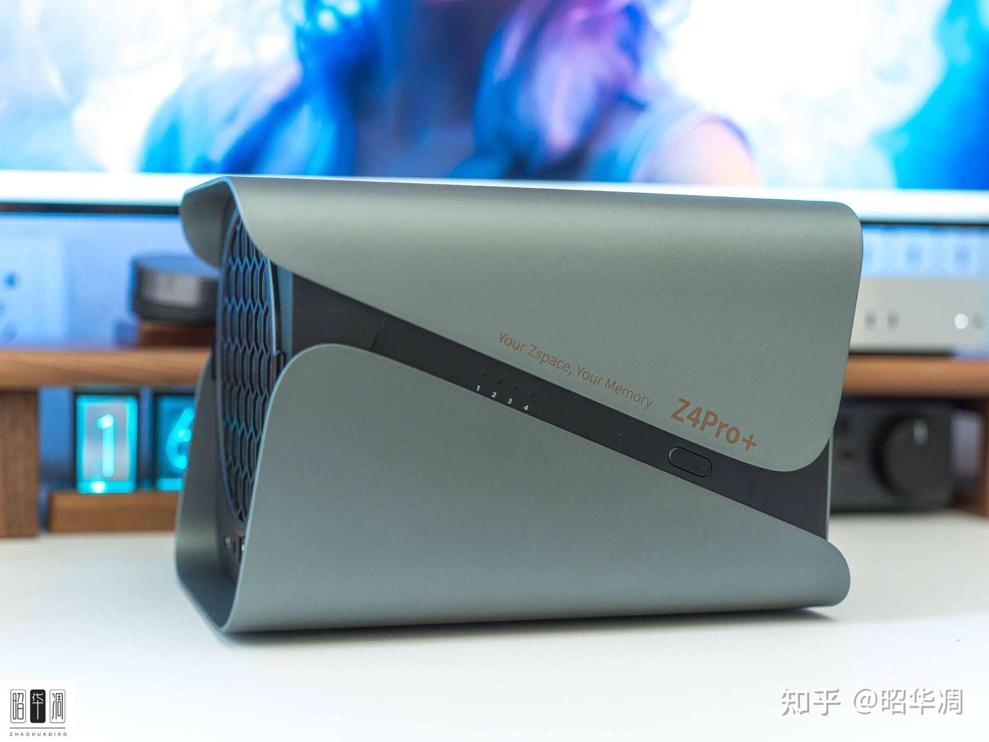 不止于存储，更是家庭数据与娱乐中枢｜极空间Z4Pro+深度评测