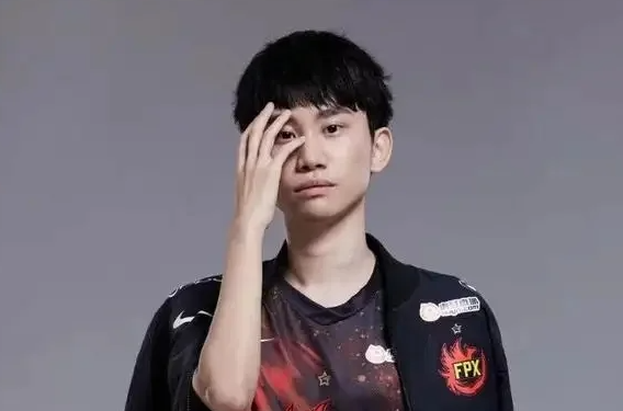 LOL：输给V5，Dionb爆料EDG核心选手要离队，今年EDG难拿世界冠军 - 知乎