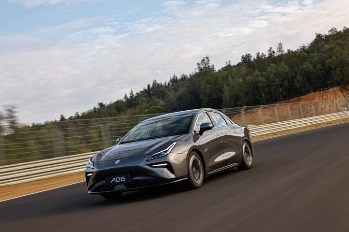 纯电智能潮跑合创A06即将上市交付 EDG成首位车主 - 知乎