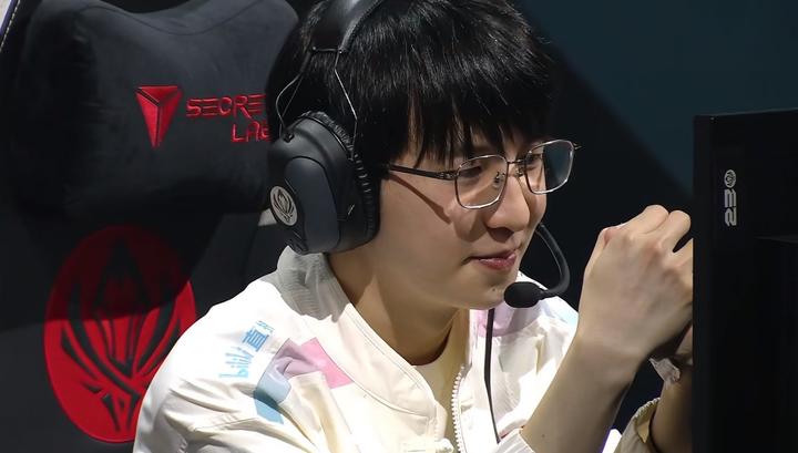 Uzi神预测BLG战术，并指出Elk问题，薇恩出装要灵活，输了不怪BP - 知乎