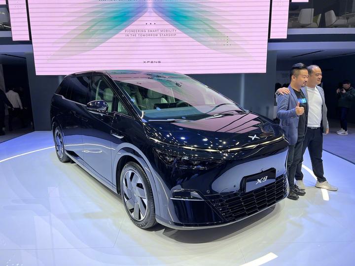 小鹏MPV X9预售38.8万起! - 知乎