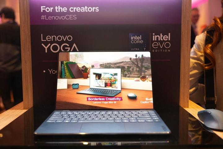 CES2025专题：TCL华星&联想共创首款屏下摄像头4K柔性OLED笔电超感屏 - 知乎