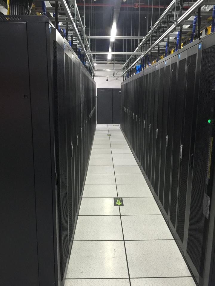 IDC机房与自建机房对比 - 知乎