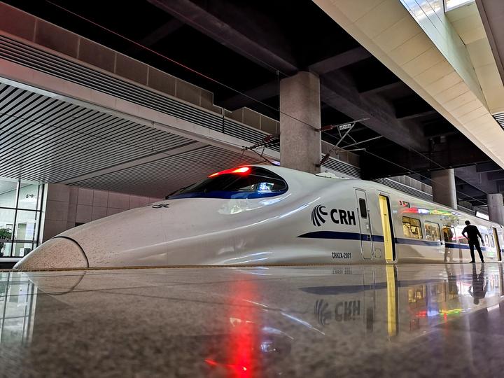 说走就走的旅行——与CRH2A-2001的一场邂逅 - 知乎