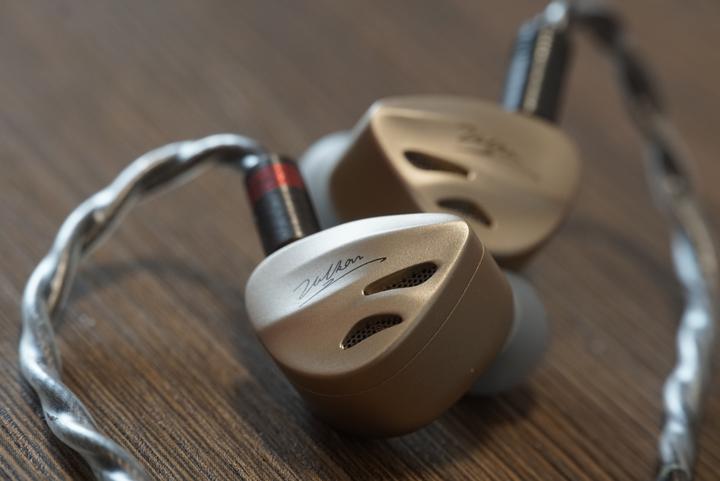 他们变了：升级到8单元，价格却微降的达音科VULKAN 2 - 知乎