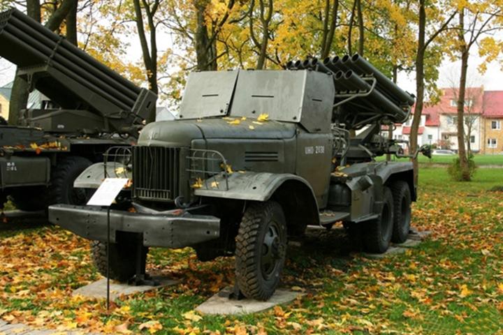 半个多世纪前的BM-14火箭炮，我们的南方邻居仍在装备 - 知乎