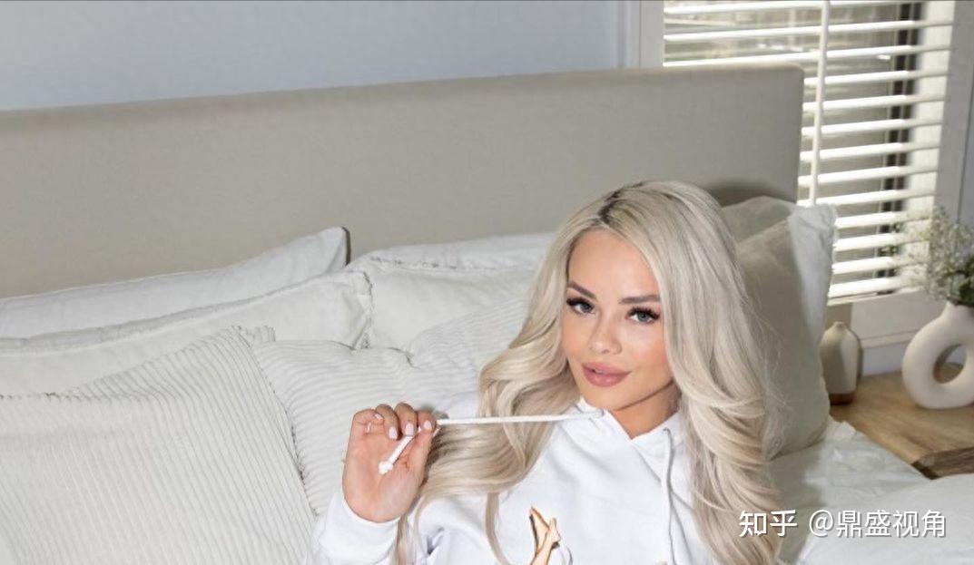 艾尔莎·吉恩 (Elsa Jean)完美容颜下，超有爱心的女神（多图） - 知乎