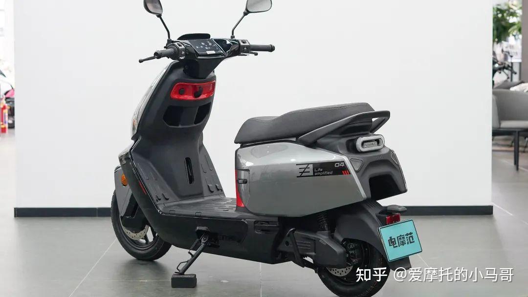 外卖神器极核EZ4，3780元起空间大，配置全，就是动力一般 - 知乎