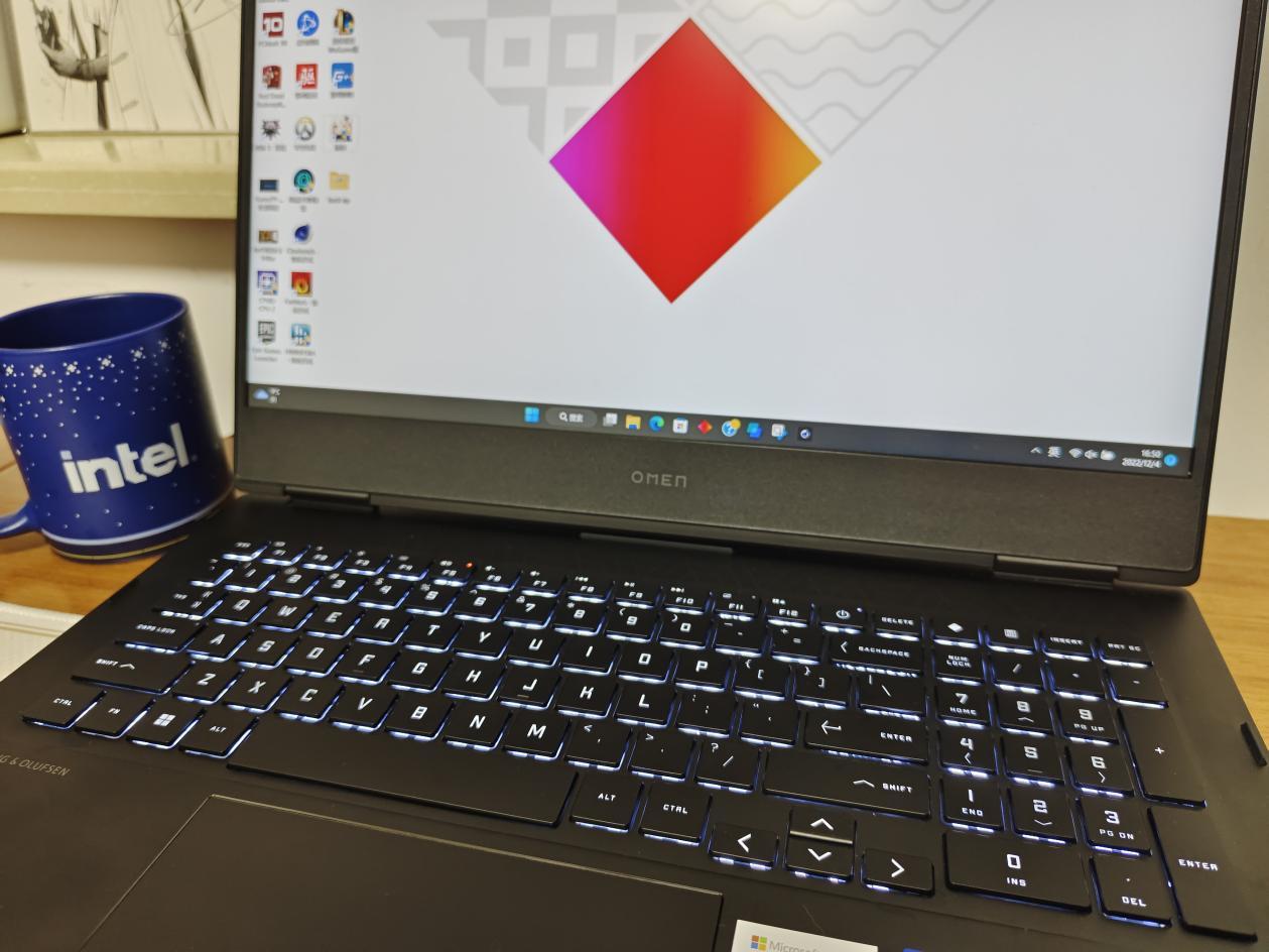 OMEN 暗影精灵 8 Pro真机评测：正常发热也能跑到180w功耗的“满血”游戏本 - 知乎