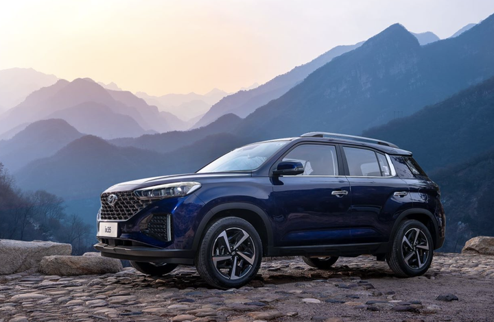 北京现代新款ix35购车手册：中配版本搭配选装包最划算 - 知乎