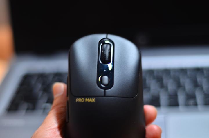 原相定制3950、8K回报率，打游戏必备的雷柏VT3 PRO MAX电竞游戏鼠标 - 知乎