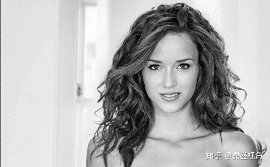 玛莱娜·摩根 (Malena Morgan)，因为深蓝色眼睛，而瞬间爱上她 - 知乎