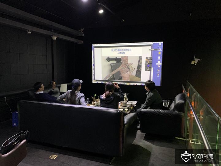 5G+VR在线虚拟直播，改善课堂互动体验 - 知乎