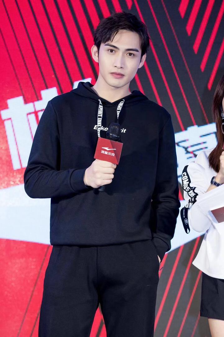 揭秘ERKE电商不为人知的生活 - 知乎