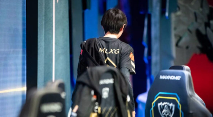 当我们在惋惜Mlxg退役的时候，我们到底在惋惜什么？ - 知乎