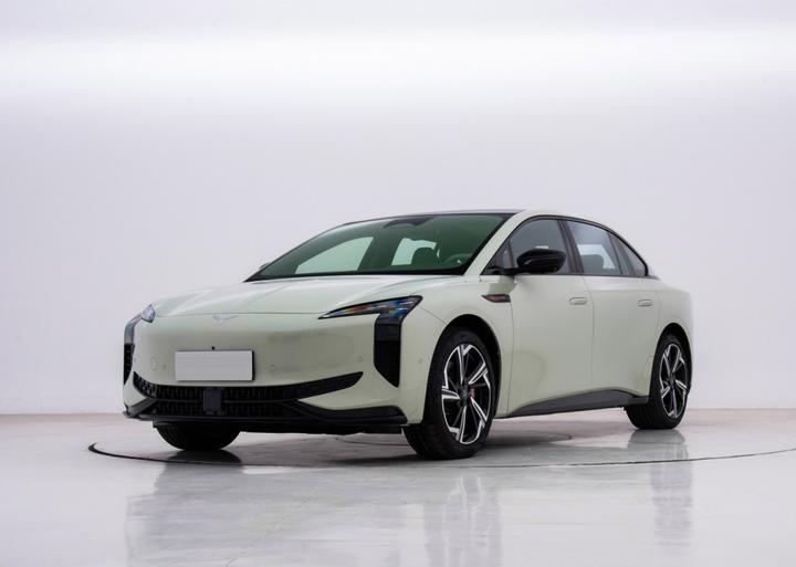 纯电续航最多820公里，红旗-EH7值得你一看 - 知乎