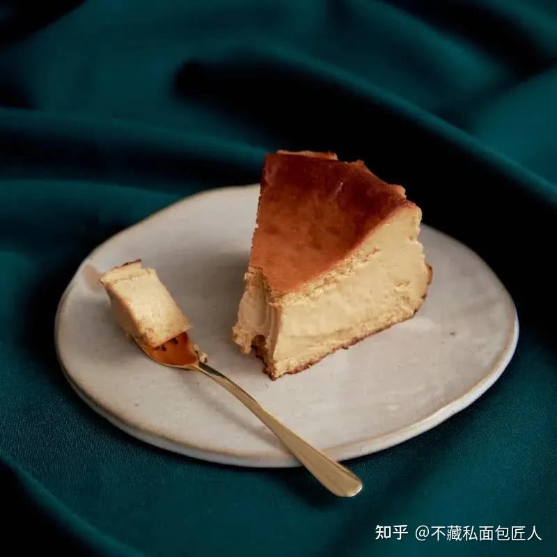 法葱+蒜香，全网复刻“邪修”巴斯克，它为什么火了？ - 知乎