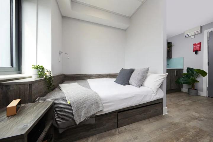 带Twodio的神仙住宅！朴茨茅斯的Crown Place，英国25fall速看 - 知乎