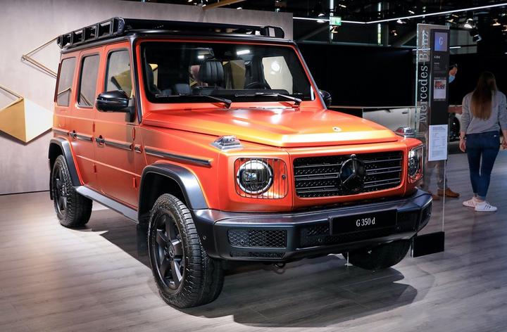 新款奔驰G350 D专业版亮相，配专业级车顶架和备胎架，外观更霸气 - 知乎