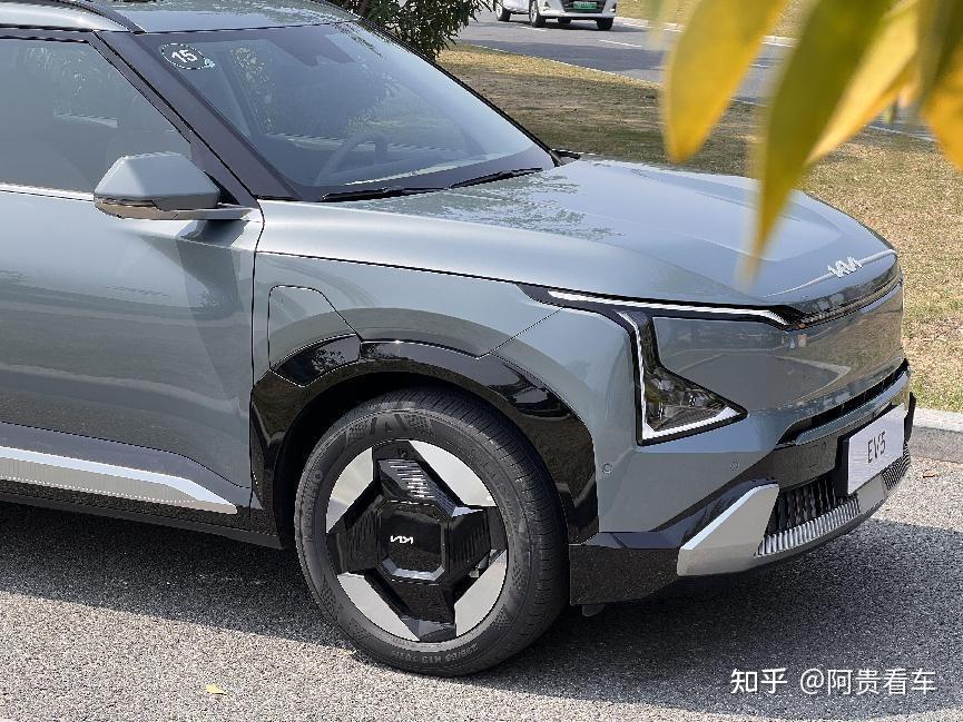 试驾起亚EV5：720km的续航是优势，开起来怎样？ - 知乎