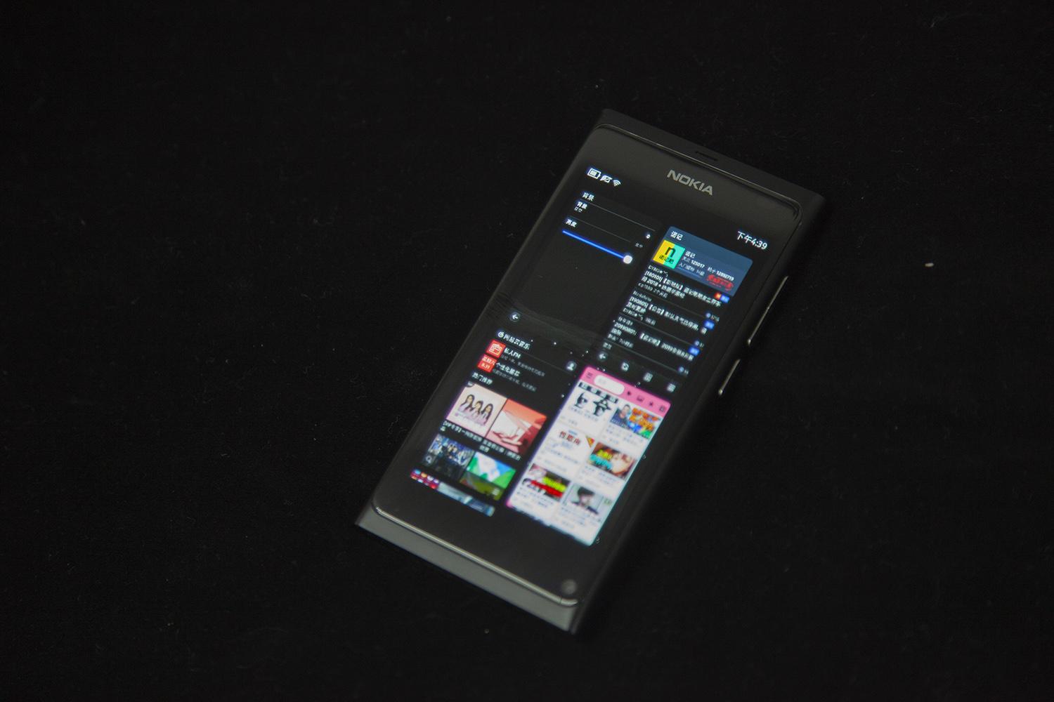 Nokia N9：“不跟随”的革新和陨落的起点 - 知乎