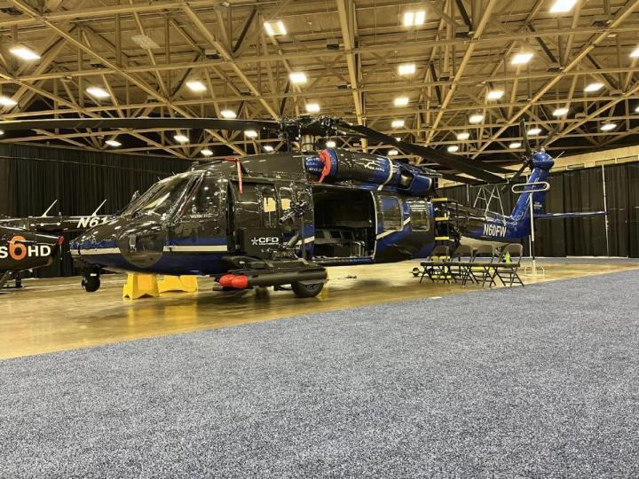 图片曝光！乌克兰特种部队获得“黑鹰”直升机，将谋划特种作战？ - 知乎