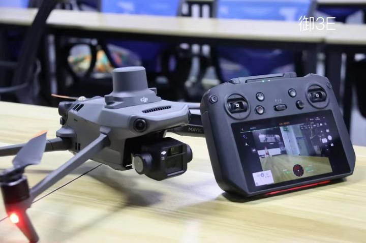 大疆御3行业版的产品参数亮点什么？和御3消费级有什么区别？ - 知乎
