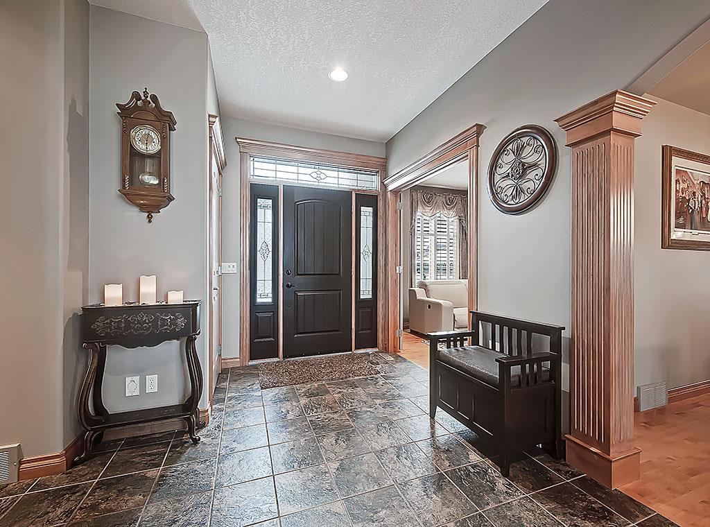 加拿大卡尔加里，名校社区Hamptons， 丘吉尔高中， Tom Baines初中。西北最富裕社区，社区背景和人口统计 | 考究装修2800尺 ...