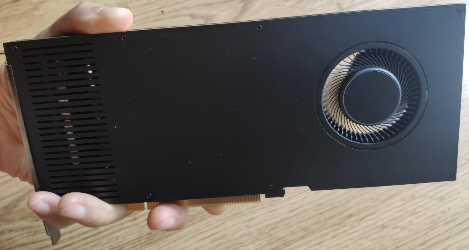 PCIe 4.0提升几何？NVIDIA RTX A4000专业显卡测试(1) - 知乎