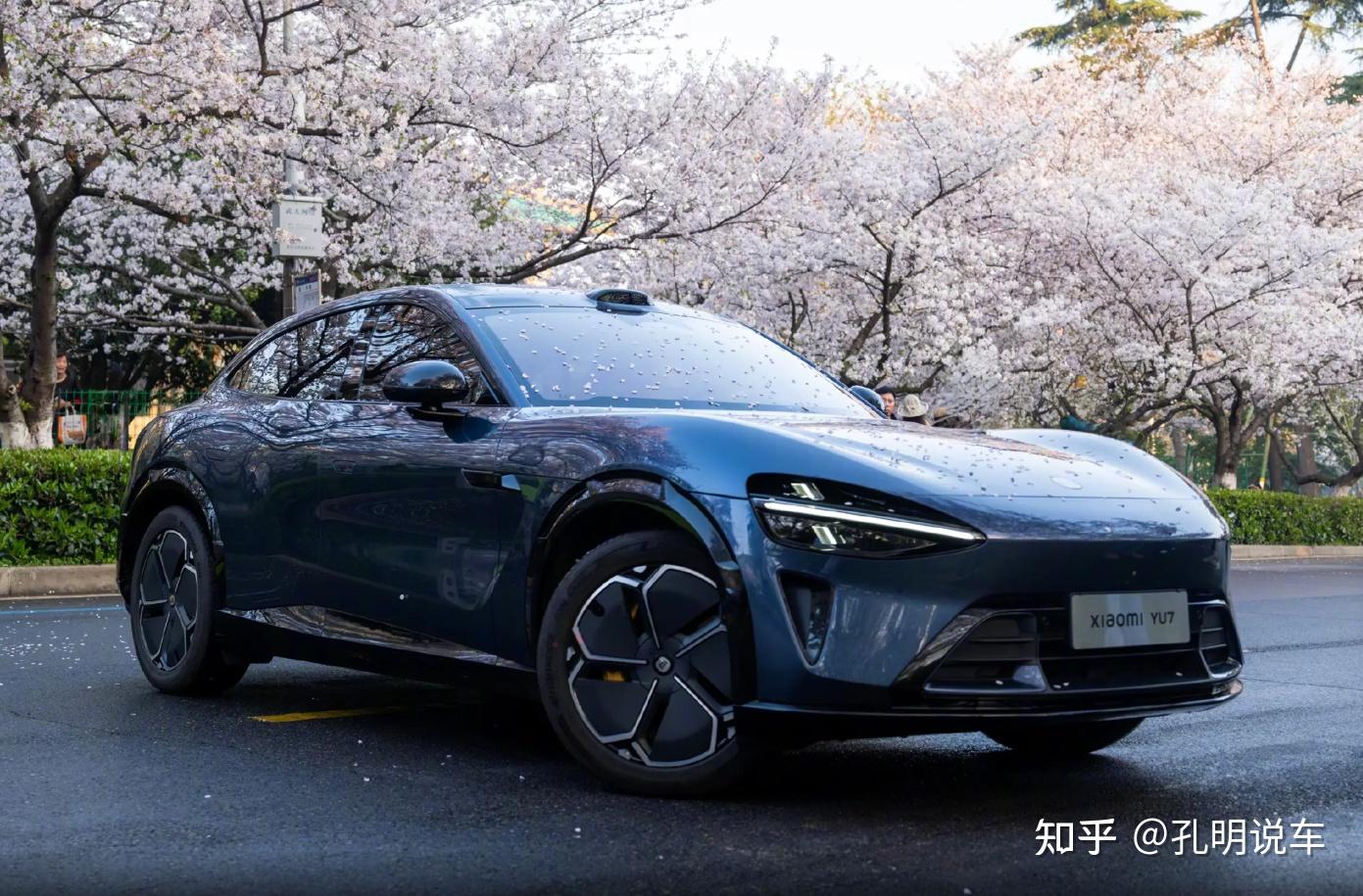 小米 YU7 Max 高清实车曝光，该版本进行了哪些创新？ - 知乎