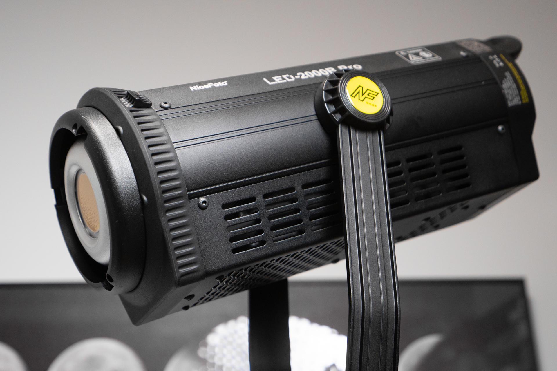 NiceFoto耐思摄影灯LED-2000B.Pro提供给你更多样化的使用场景 - 知乎