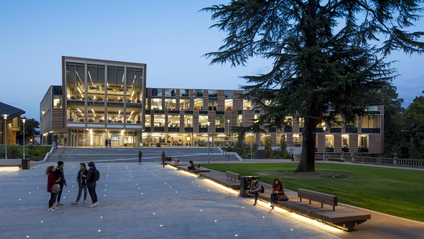 伦敦大学皇家霍洛威学院（RHUL）– 排名、专业、申请(本科、硕士和预科)等最新信息 - 知乎