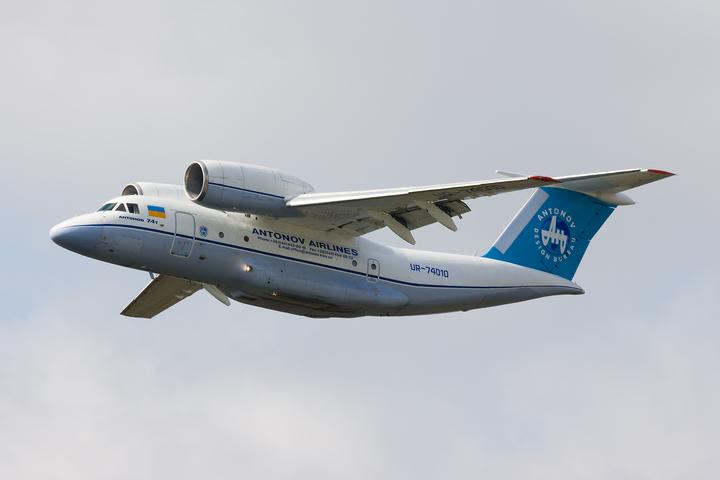 Antonov An-74（安东诺夫安-74）- 英文维基百科词条翻译，由辽观搬运、翻译 - 知乎