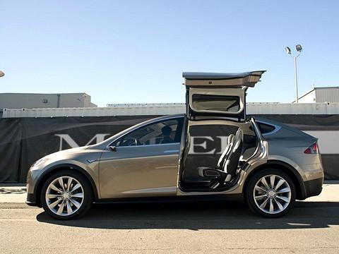 花近百万买Model X值不值？我们汇总了5个车主的真实反馈 - 知乎