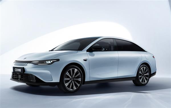 最大纯电续航超300公里！零跑C01超级增程版正式上市，售价14.58万元起！ - 知乎