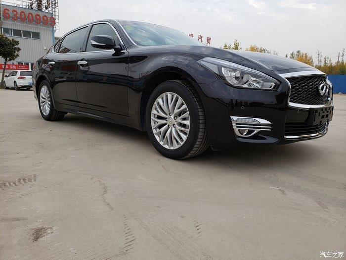2017款紫玉黑2.5V6悦享版英菲尼迪Q70L挑战全网最小公里数 - 知乎