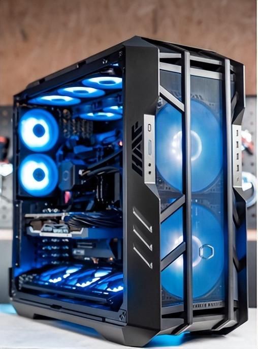 酷冷至尊的新品HAF 700超级塔机箱怎么玩转它？ - 知乎