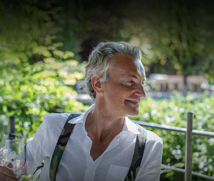 专访EviDenS de Beauté伊菲丹创始人 Charles-Édouard Barthes - 知乎